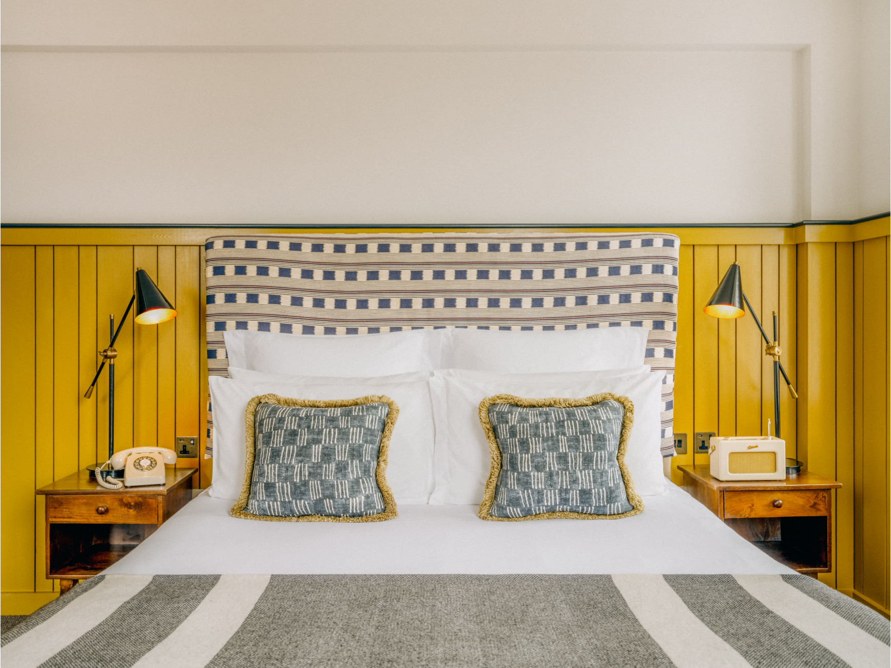 Shoreditch House Logo ONDA | Get Access To Shoreditch House In London,