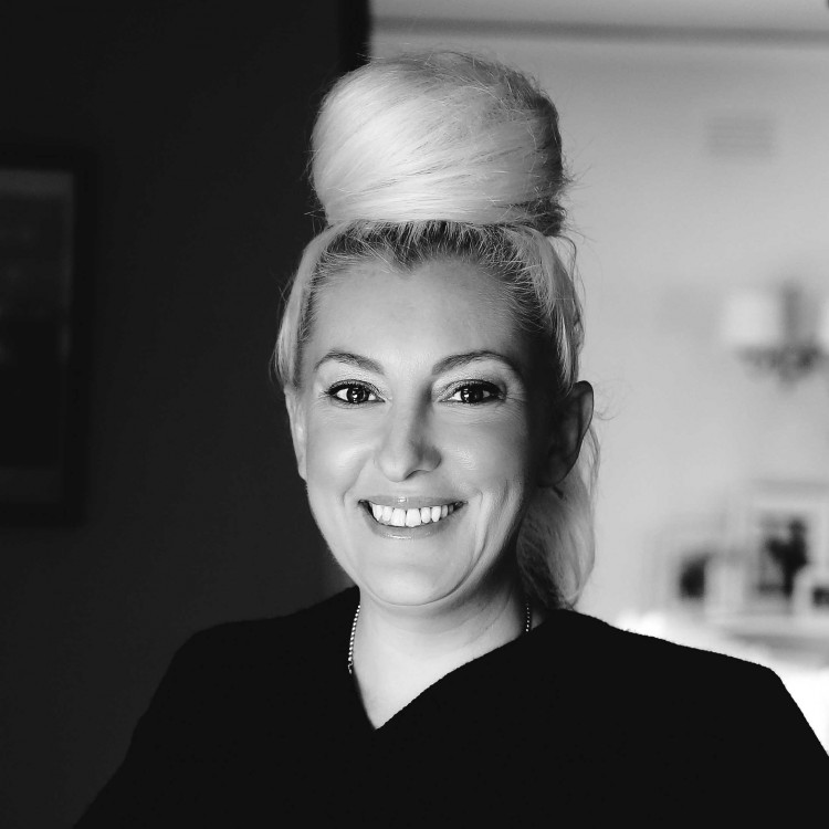 Susie Robinson's Instagram, Twitter & Facebook on IDCrawl